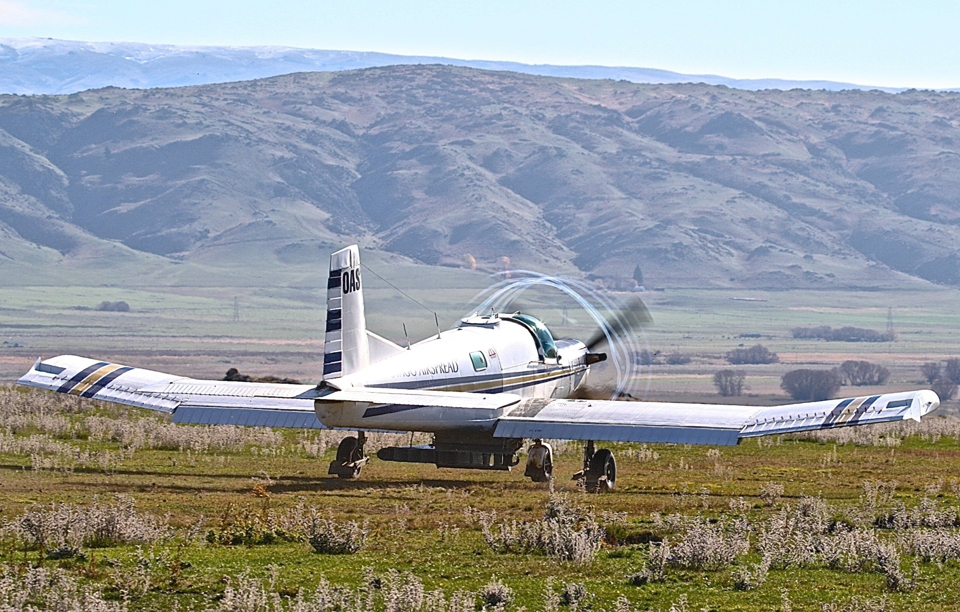 Gallery | Otago Airspread | Our Range of Planes, Telehandlers and More!