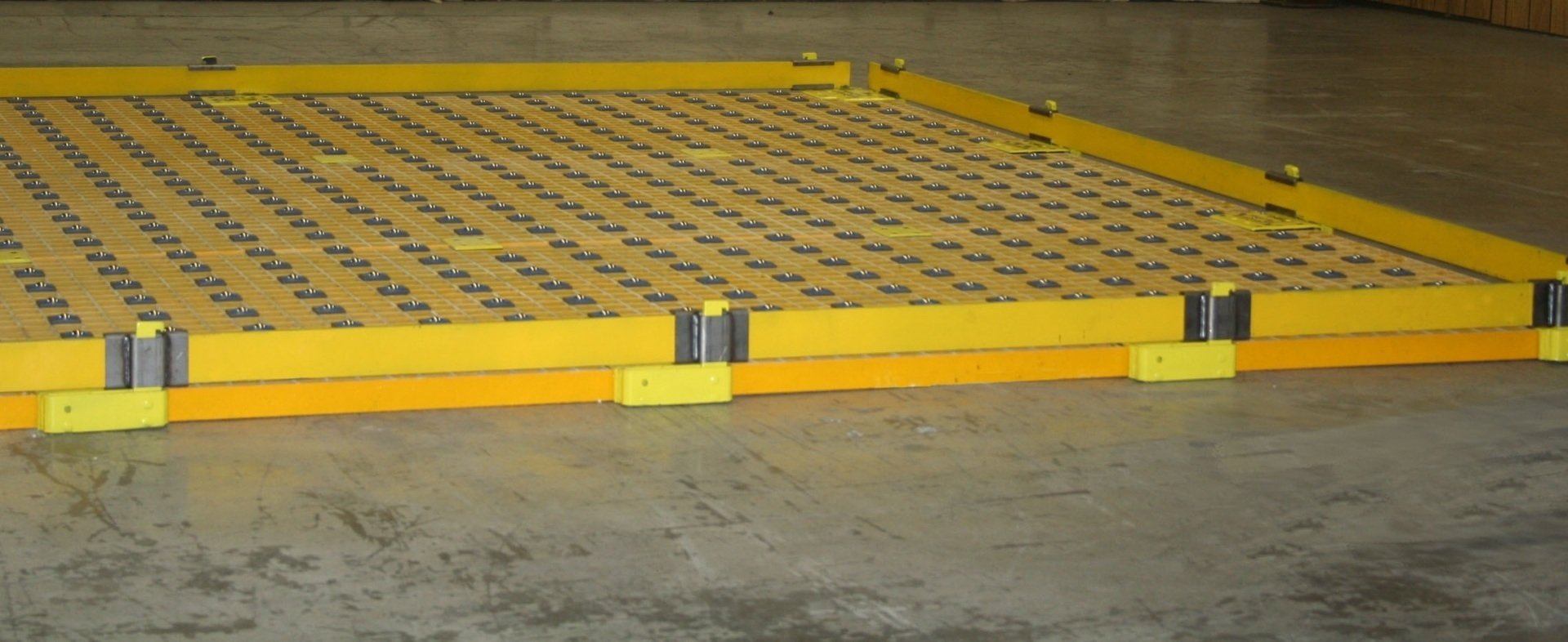 KieTek - Fiberglass Grating - Cutting Edge Material Handling Systems