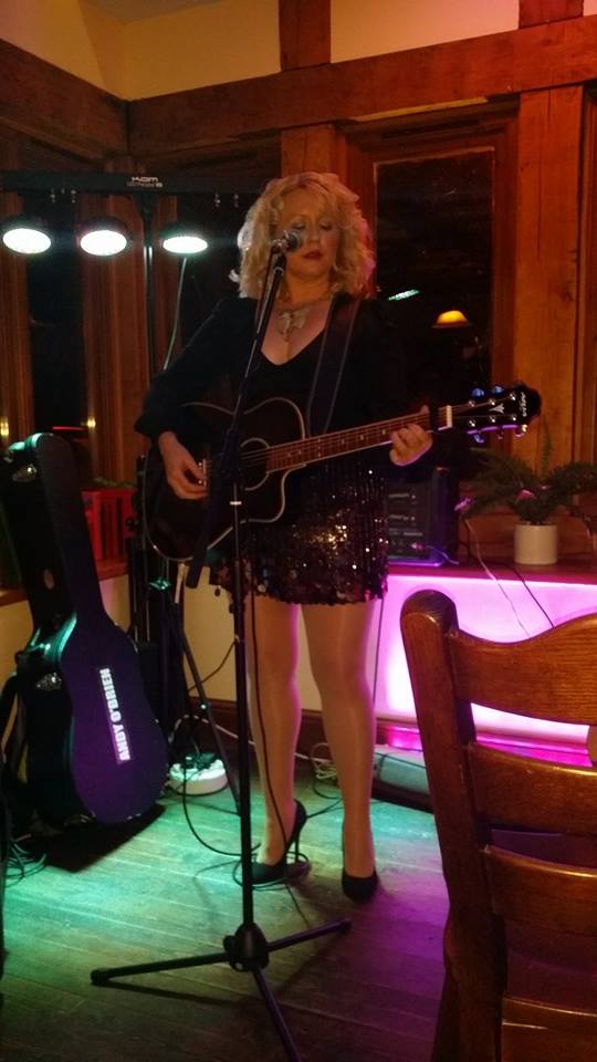 Cathy Beech sings 'heartfelt songs' and crosses the genres of blues ...