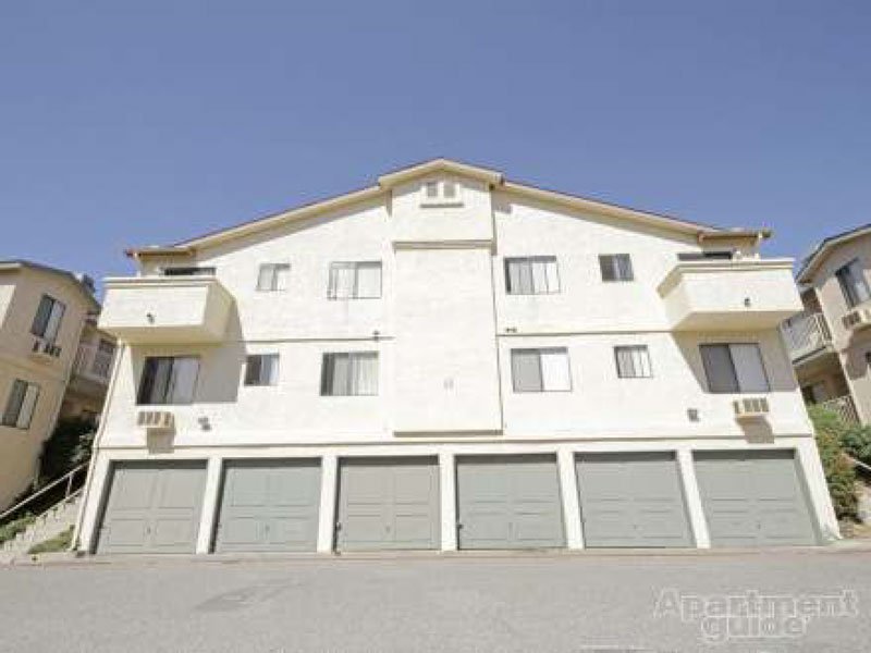 Fallbrook Hills Apartments
