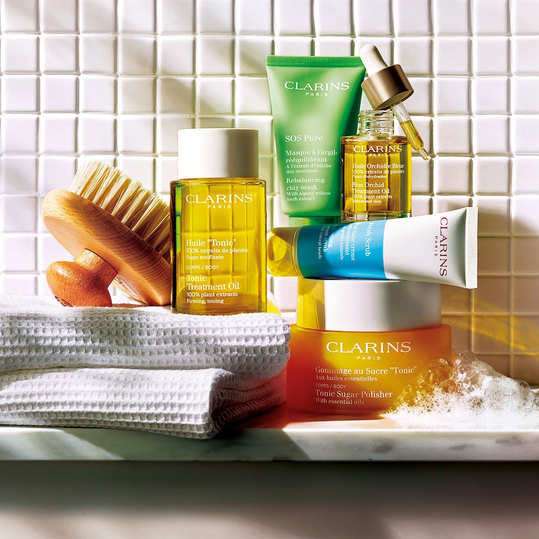 A Clarins Gold Salon - facial and body treatments, waxing, tanning ...