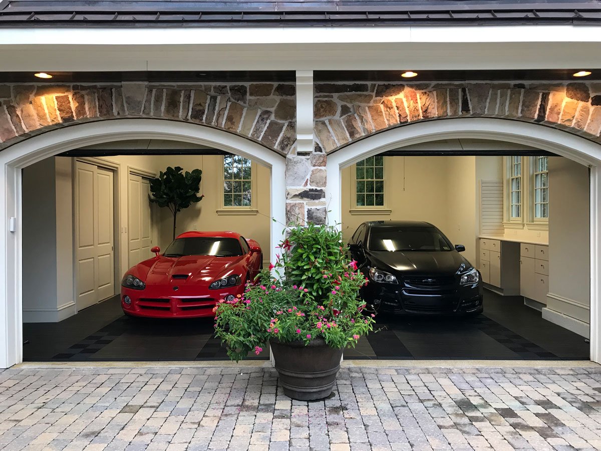 Custom Garages and Garage Cabinet Installation Michigan