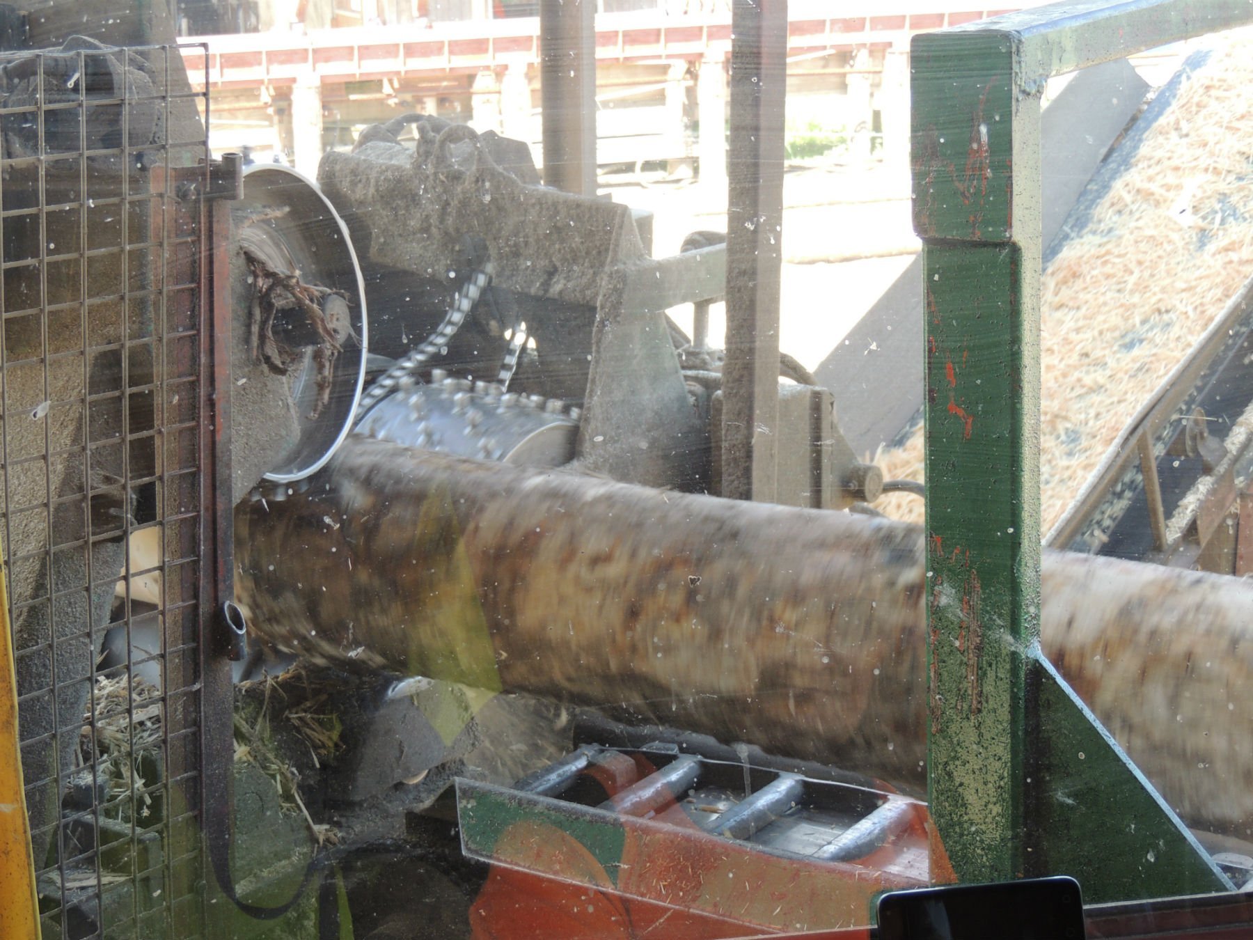 Roundwood poles and products | North Island | Roundwood New Zealand