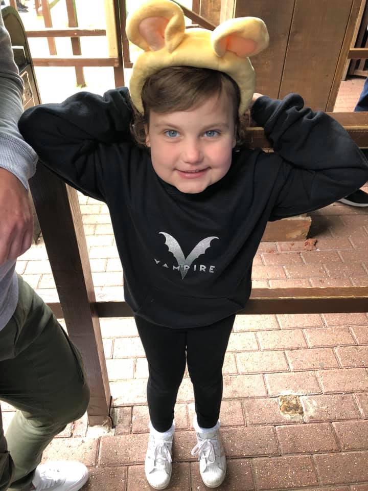 Holibobs Holidays - For families with children diagnosed with Cancer