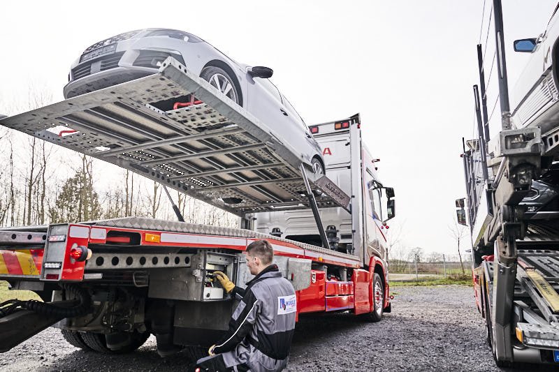 Felies & Klindworth Bei uns ist Ihr Fahrzeug in den richtigen Händen!