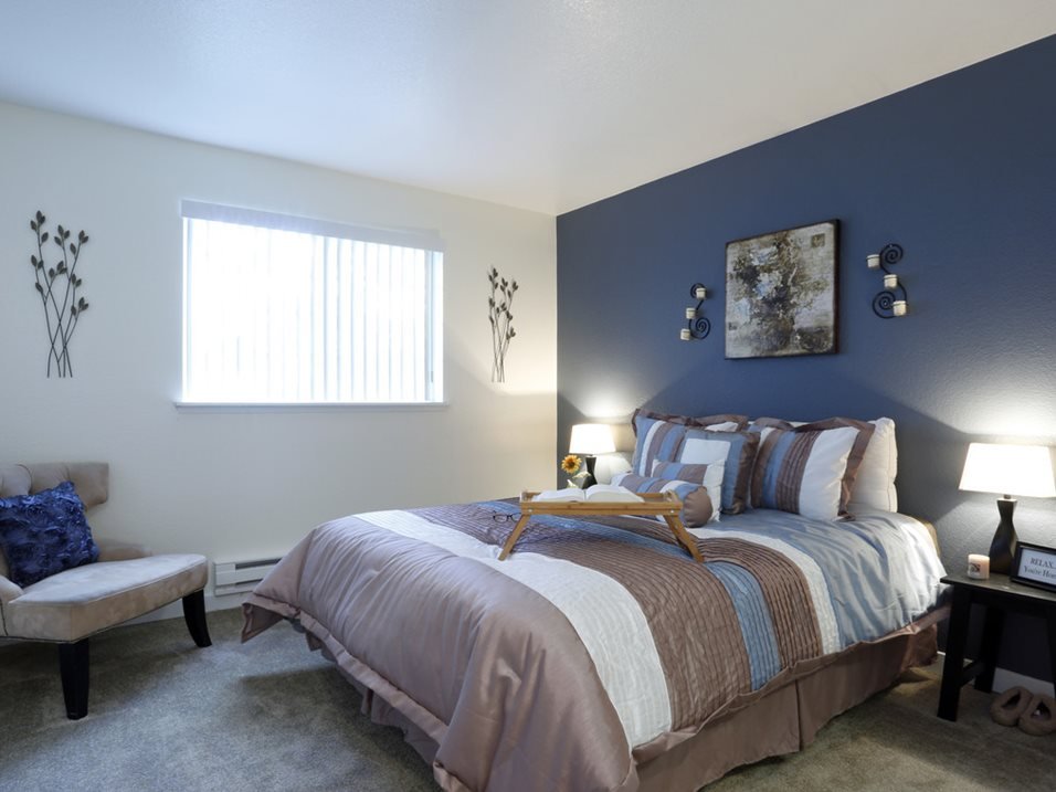 Home | Signature | Apartments & Townhomes in Silverdale, WA
