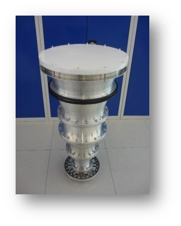 Broadband cryogenic receiver