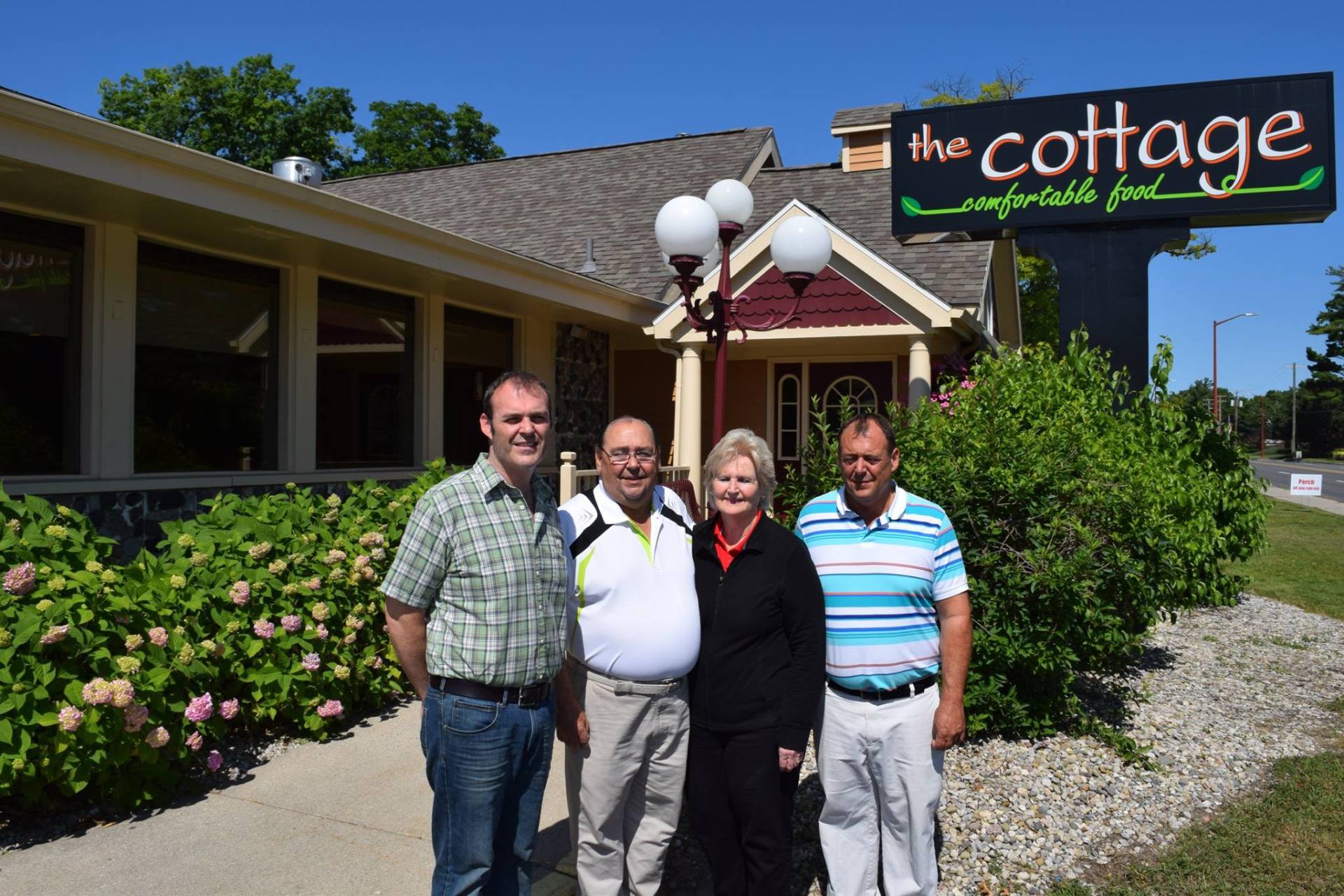 Home | Cottage Cafe | Traverse City