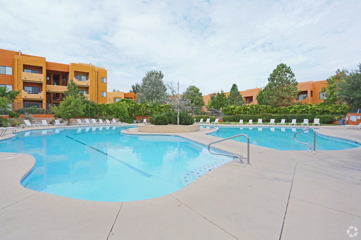 Gallery | Aspen Ranch Apartments Albuquerque, NM