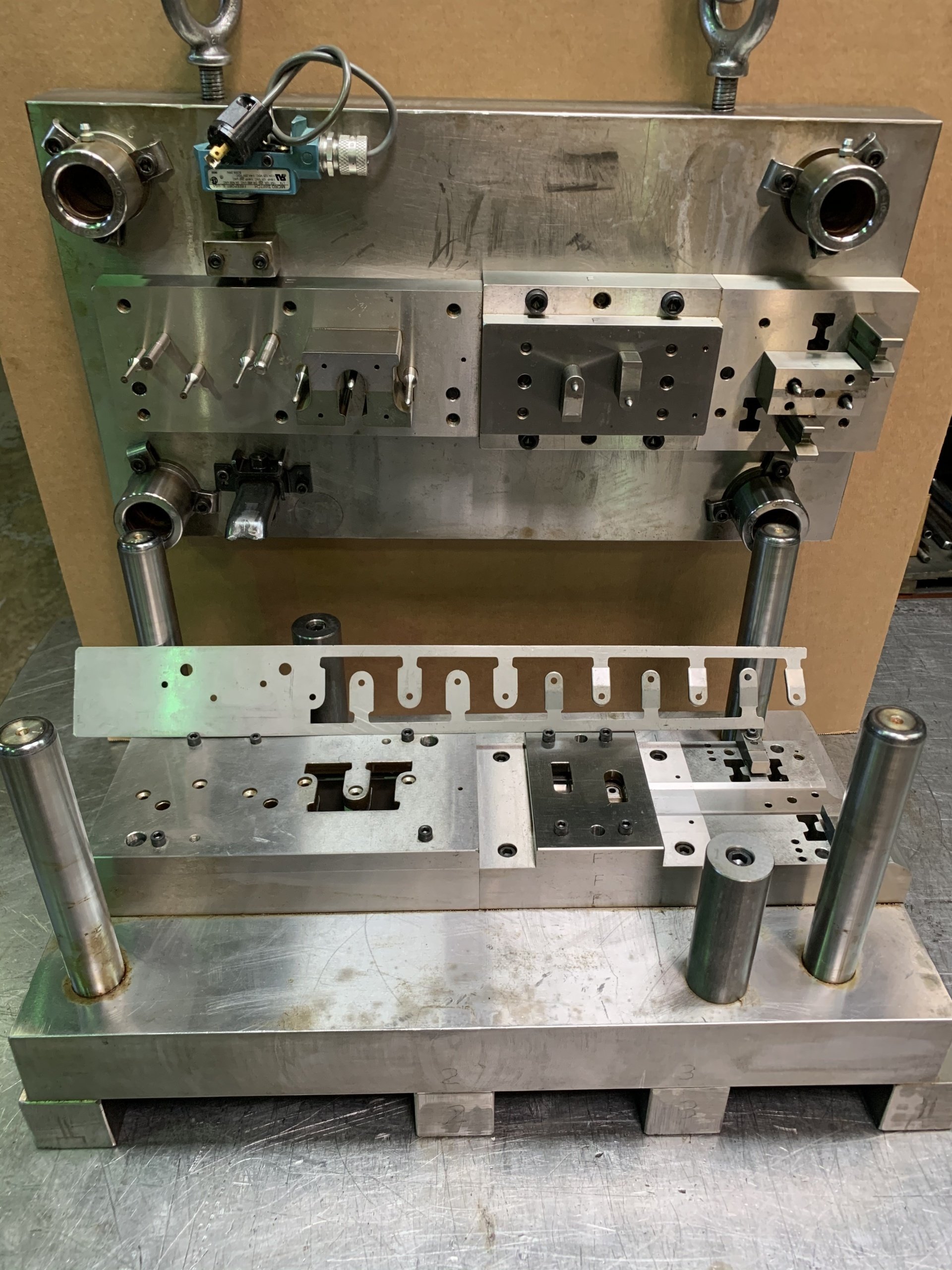 Expert Punch Presses Information | Reliable Die Service