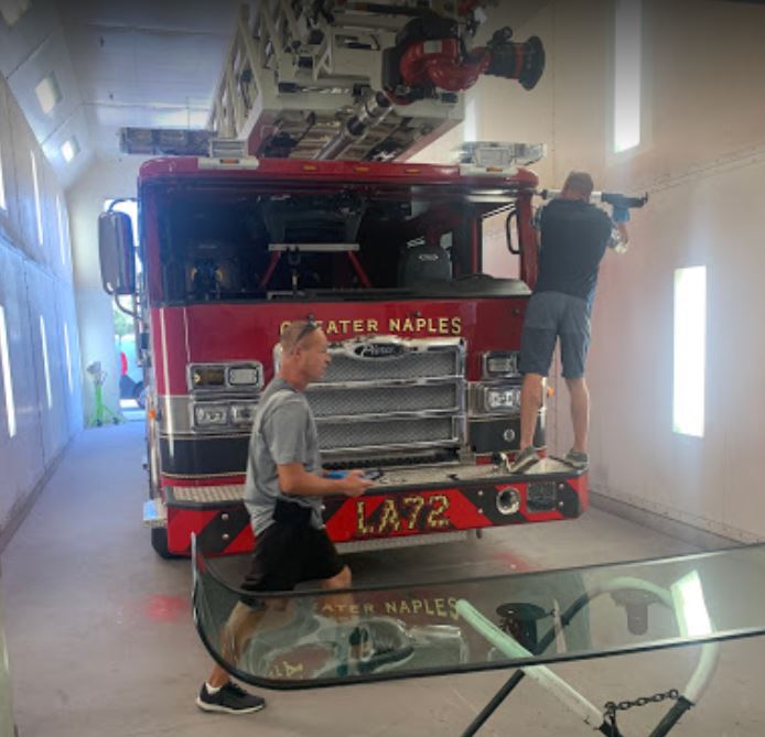 Commercial Fleet Glass Replacement Shop Near Me | Lloyd's of Shelton