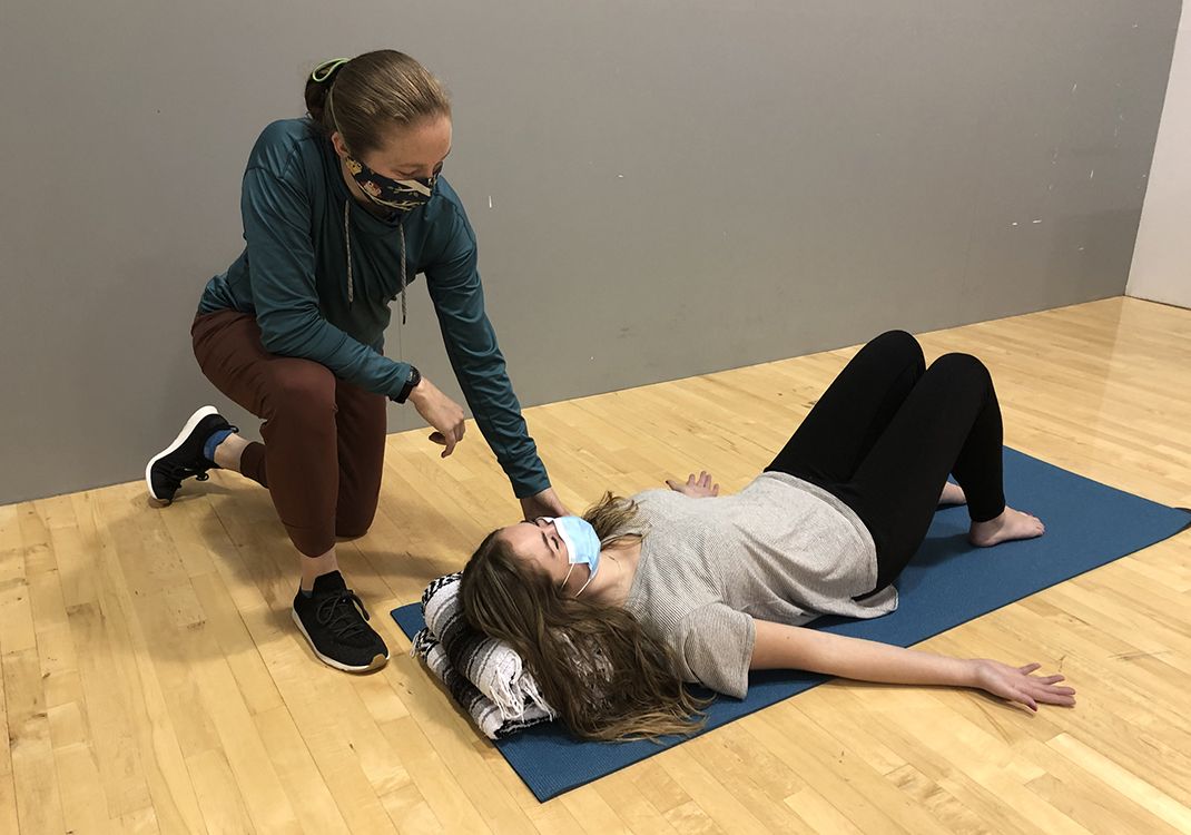 Medical Therapeutic Yoga