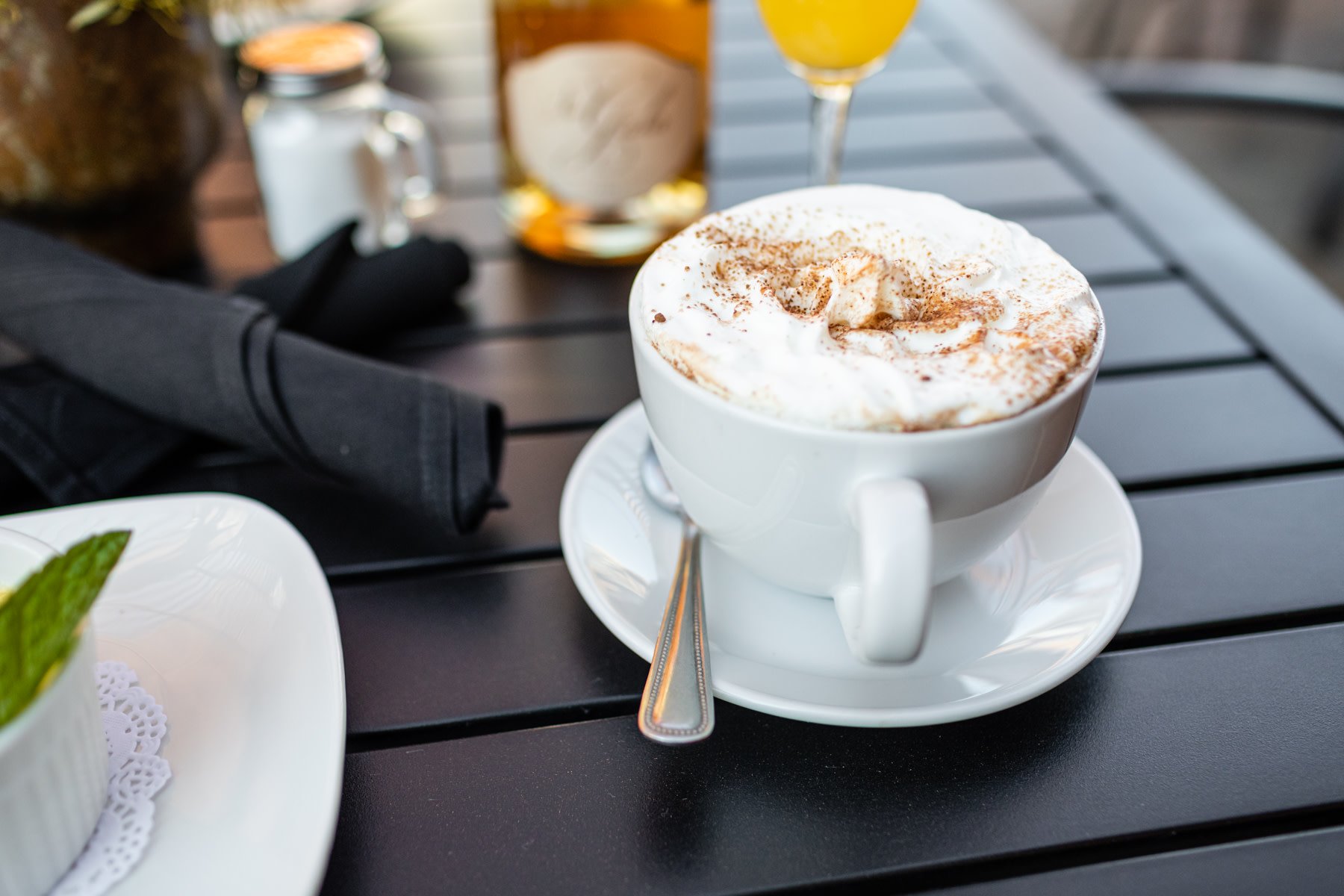 Manny's Barzzeria - Isleton, CA