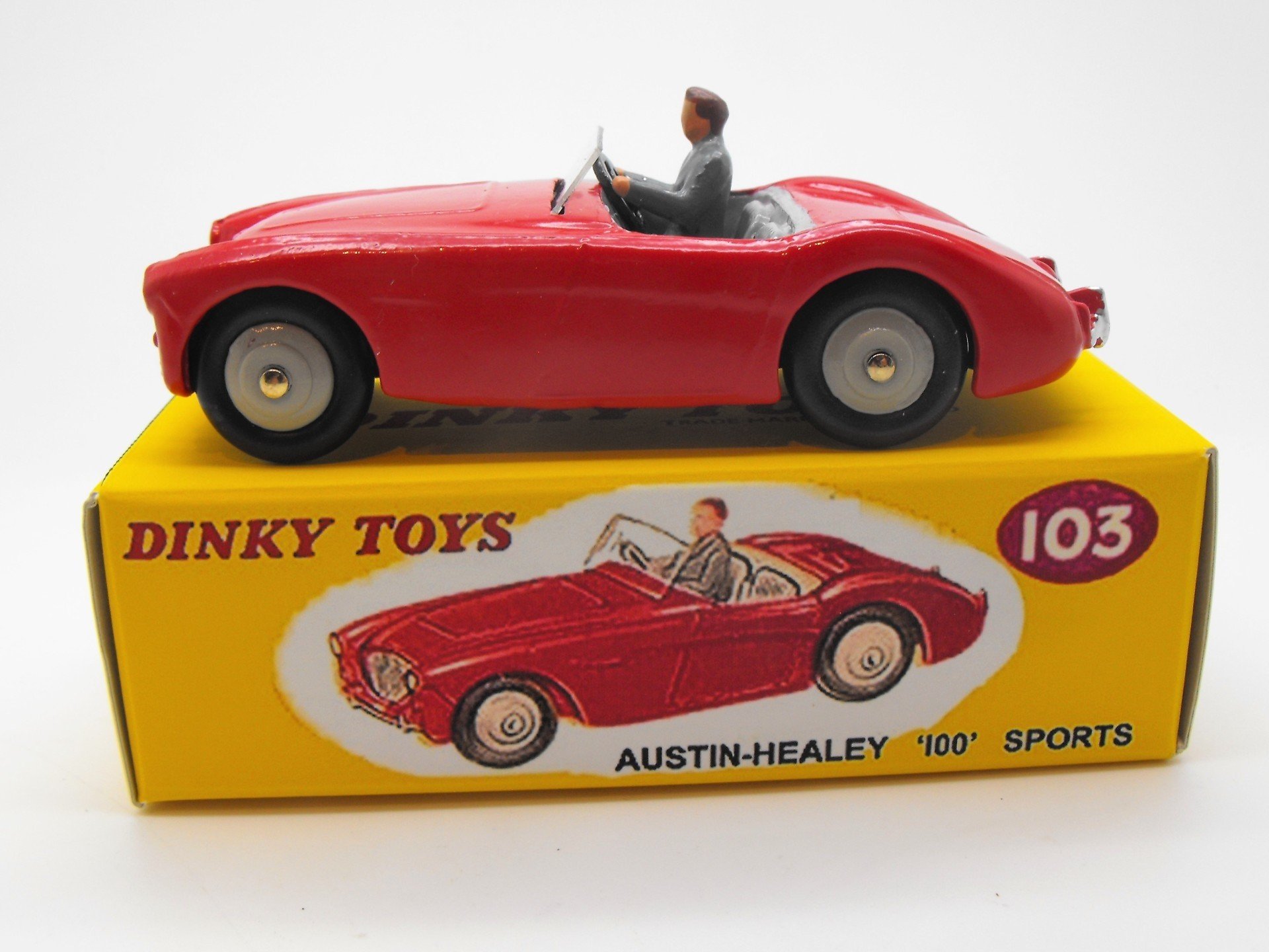 Dedicated site for the sales of Vintage diecast Dinky and Corgi Toys