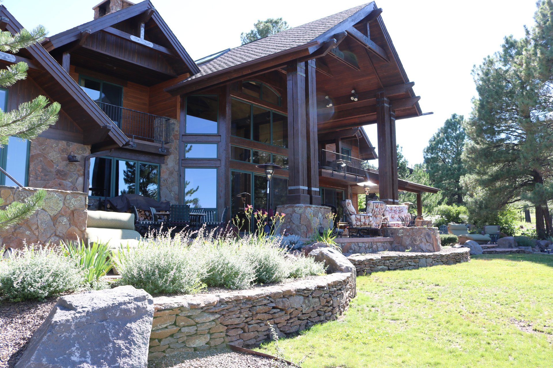 Landscape Pictures | Flagstaff, AZ | Lowe's Landscaping