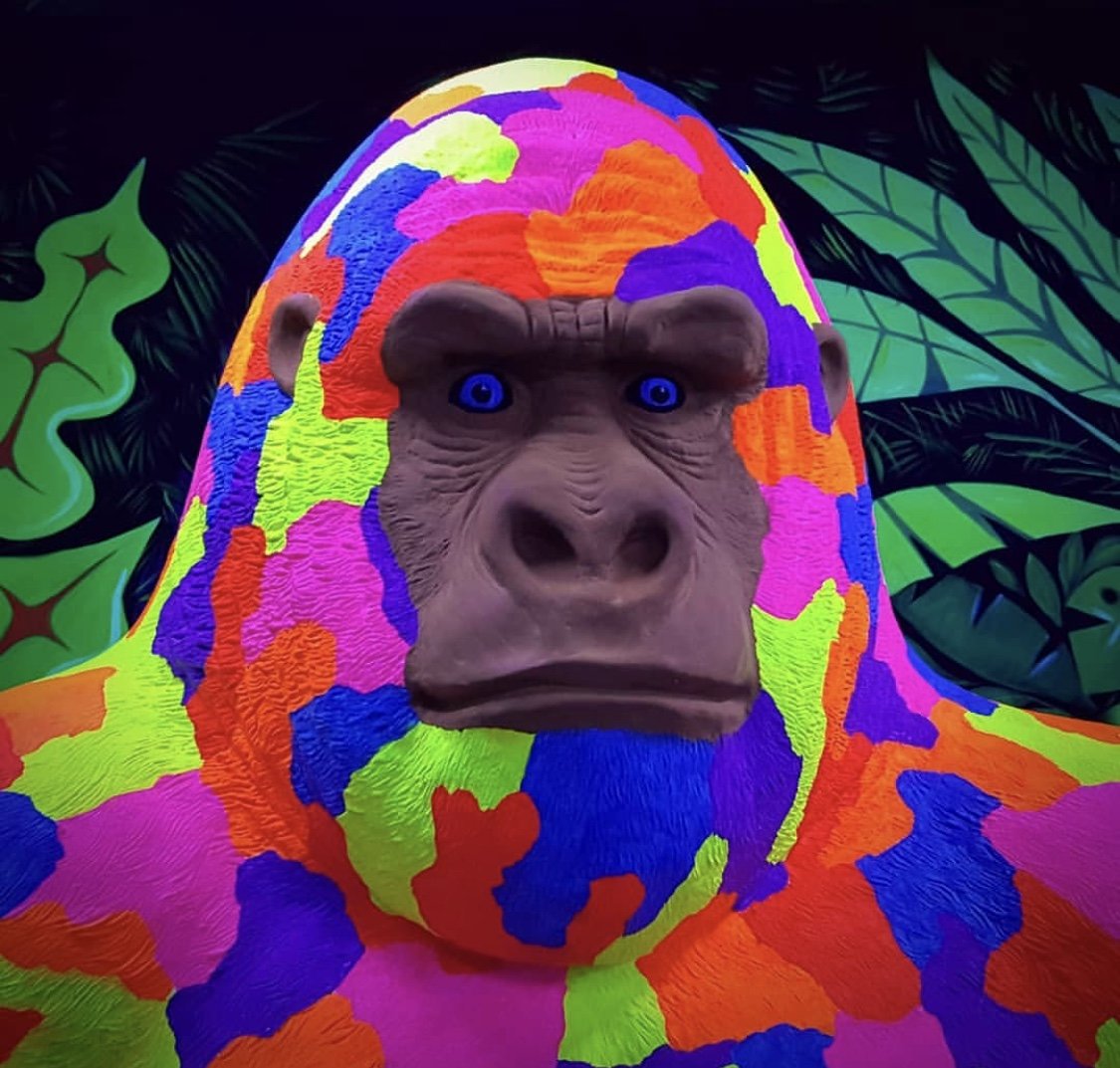 Globalls - UV mini golf & cocktail bar