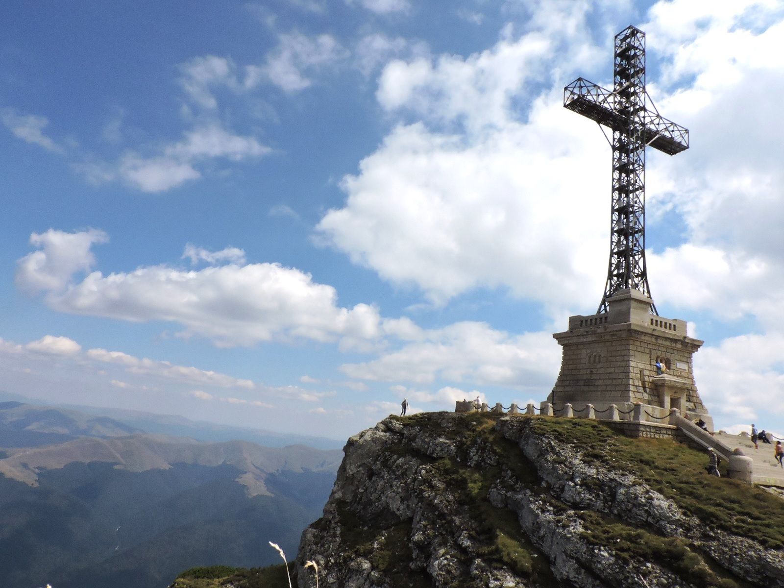 Tallest summit cross: The Heroes' Cross on Caraiman Peak