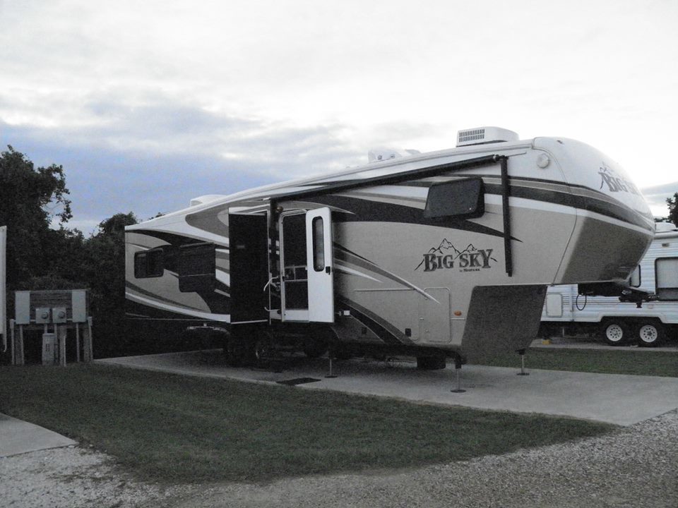 Port O'Connor RV Parks | Beacon 44 RV Park