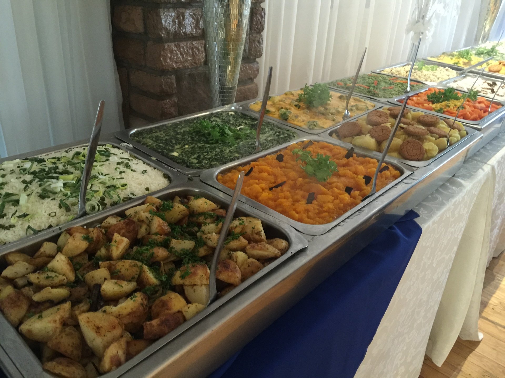Sunday Lunch Buffet | Summer Place Restaurant