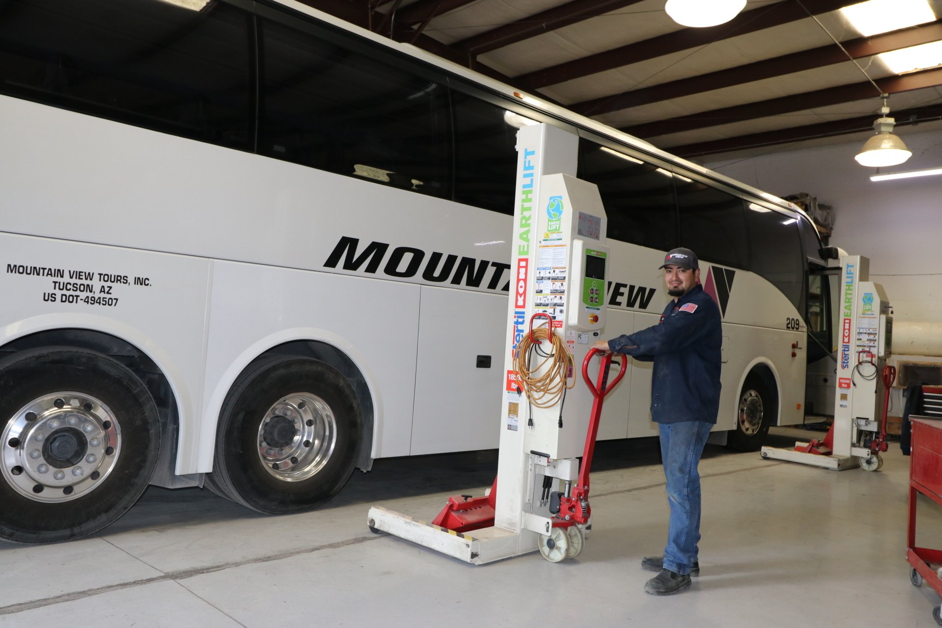 Safe Buses | Tucson, AZ | Mountain View Tours