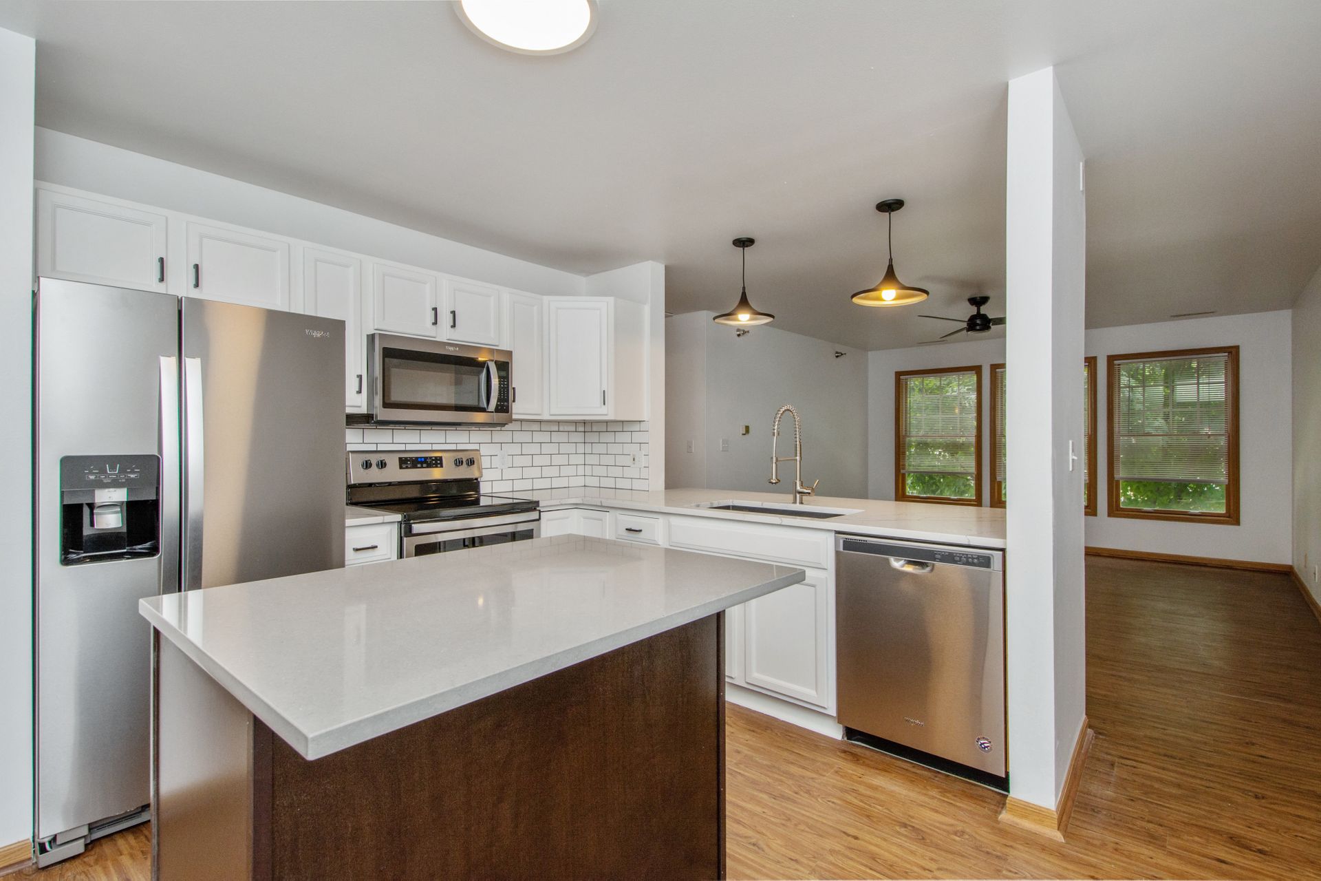 Campus Pointe - Unique Apartment Homes LLC