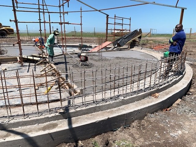 Building water reservoirs for the community - EC