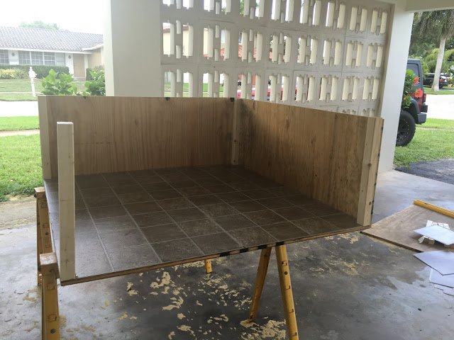 DIY Whelping Box