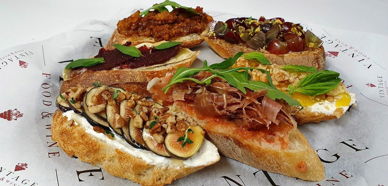 Vintage Food & Wine | Tapas Españolas y Wine Bar | 3336732180