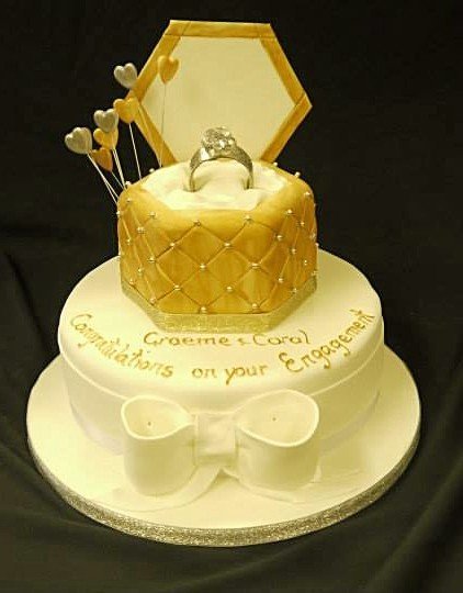 Engagement cakes