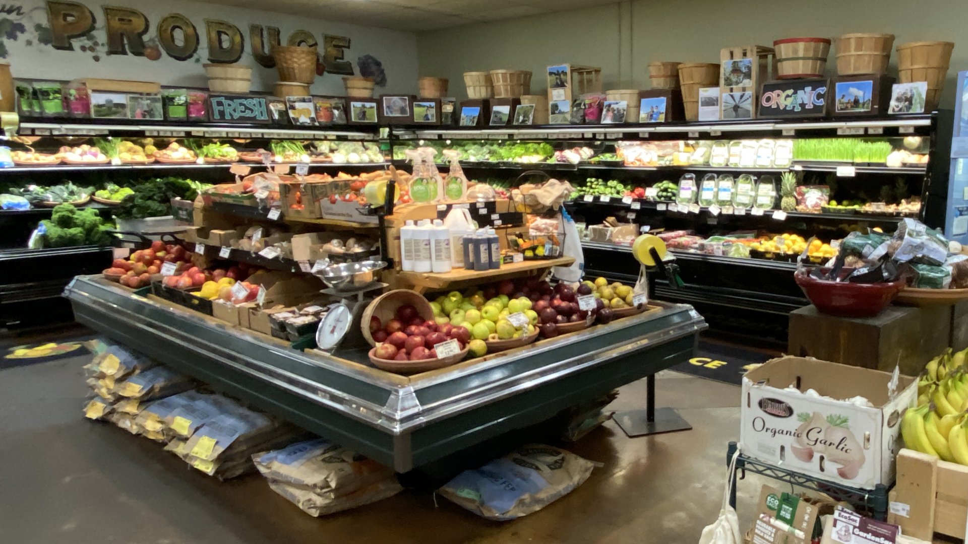 Organic Produce | Marlene's Natural Foods & Deli