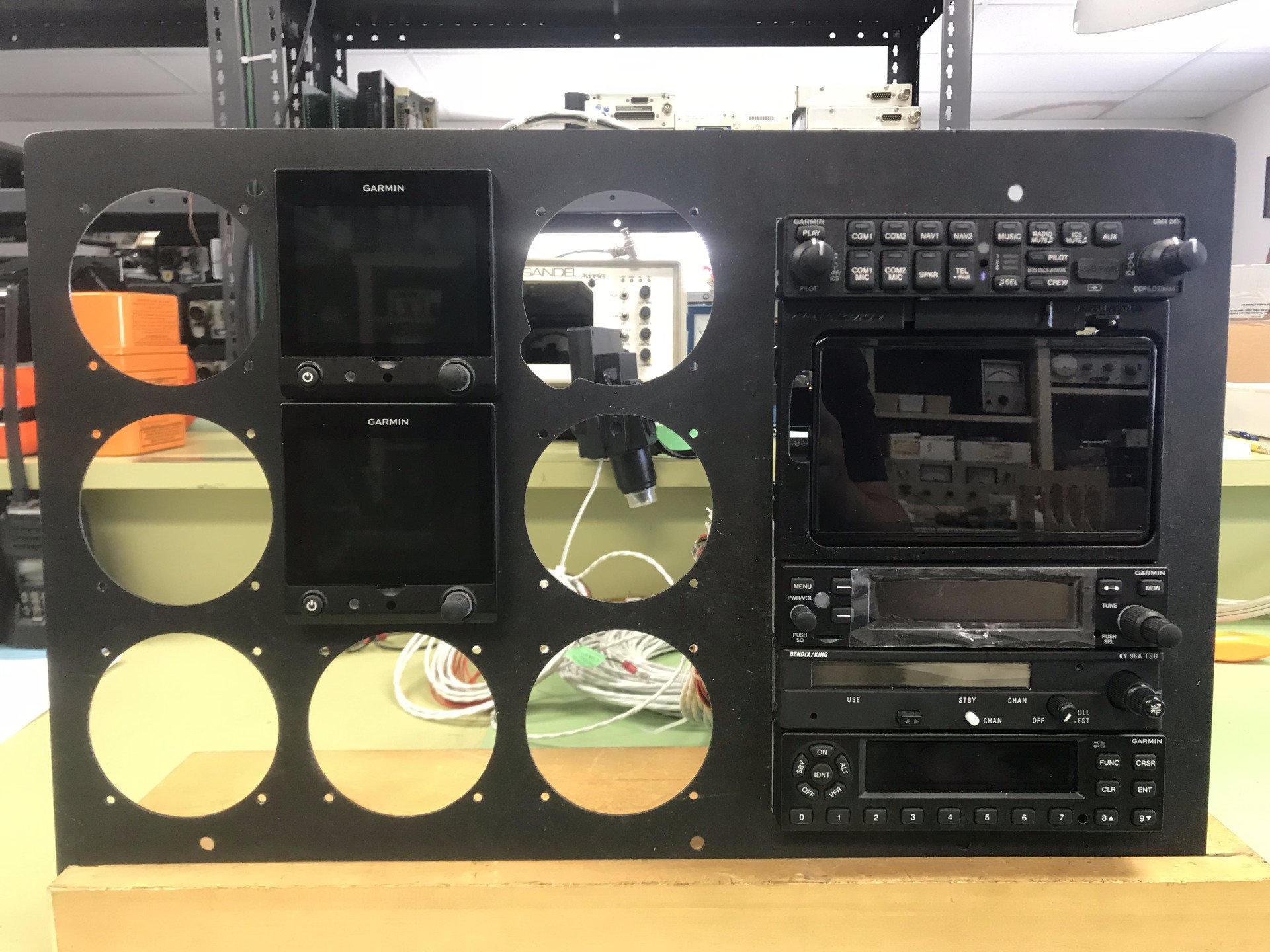 Avionics Sales & Service | Victoria Avionics | North America