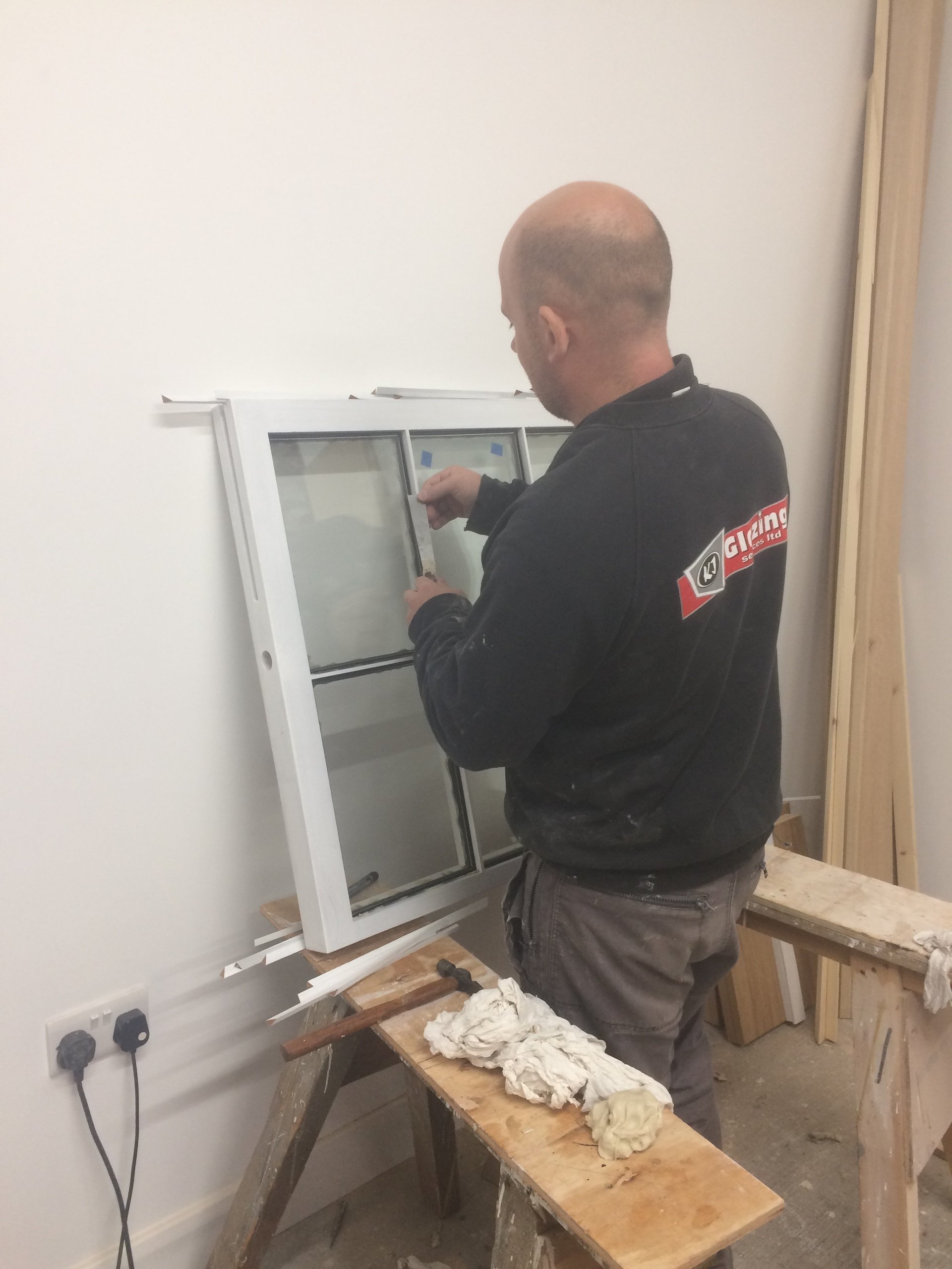 Glaziers- KJ Glazing Services Ltd