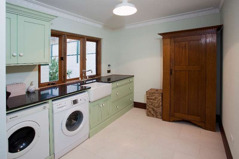 Traditional Laundry Design | Agean Kitchens & Interiors