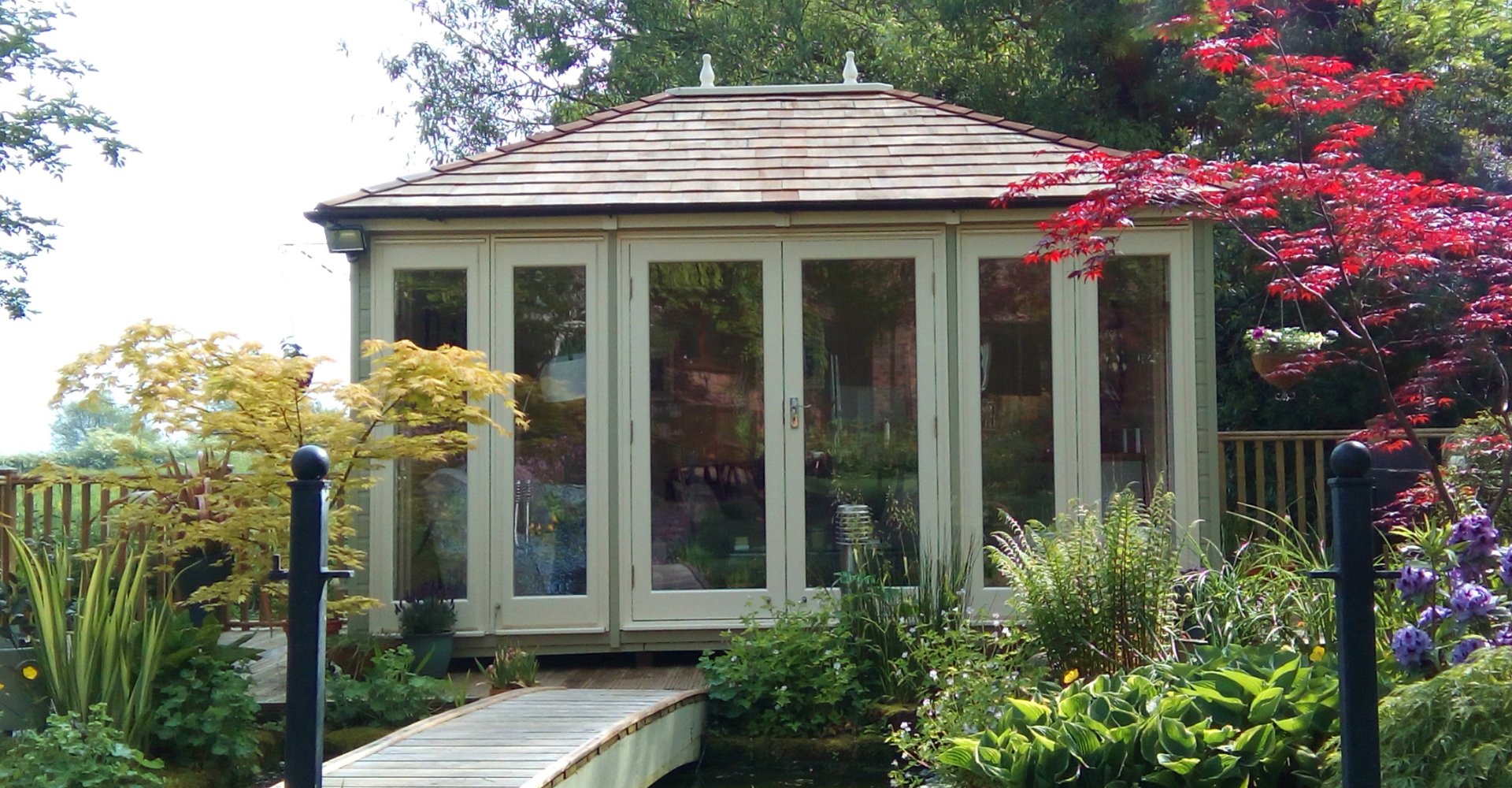 Bespoke garden buildings Brookside Garden Buildings