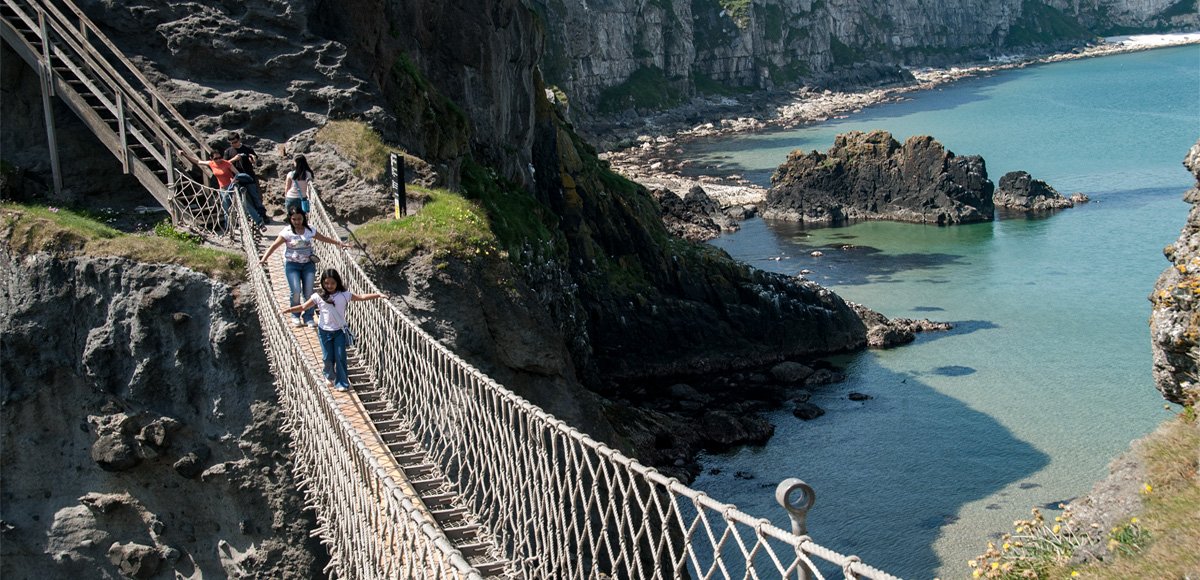 Carrick a Rede Rope Bridge
