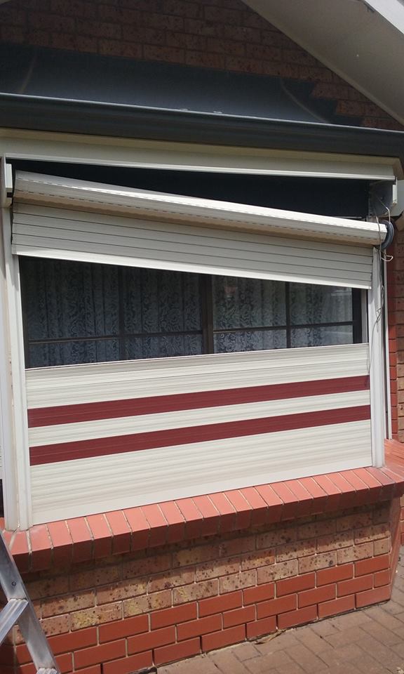 See Photo Gallery of Shutter Fix Services