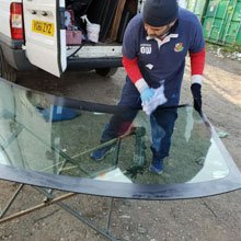 Emergency windscreen repair | G W Windscreens