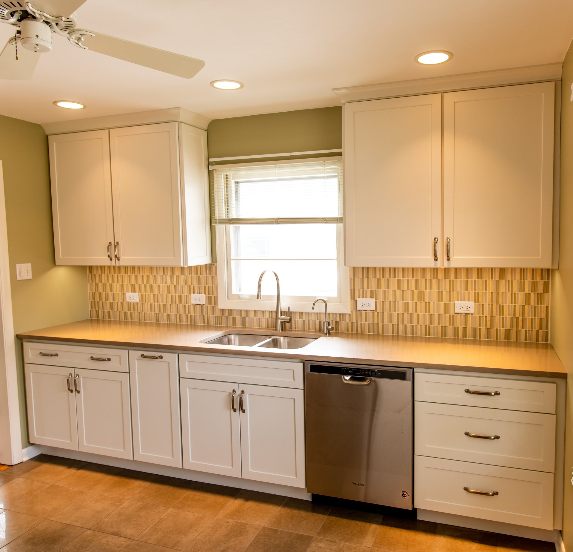 Kitchen & Bath Remodel St Charles IL | Visit Our Design Store