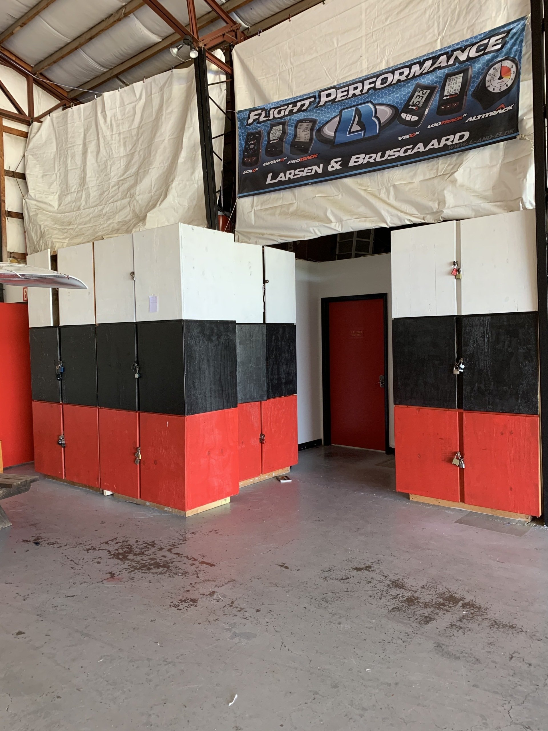 Sky’s The Limit Skydiving Center - East Stroudsburg, PA - Hangar