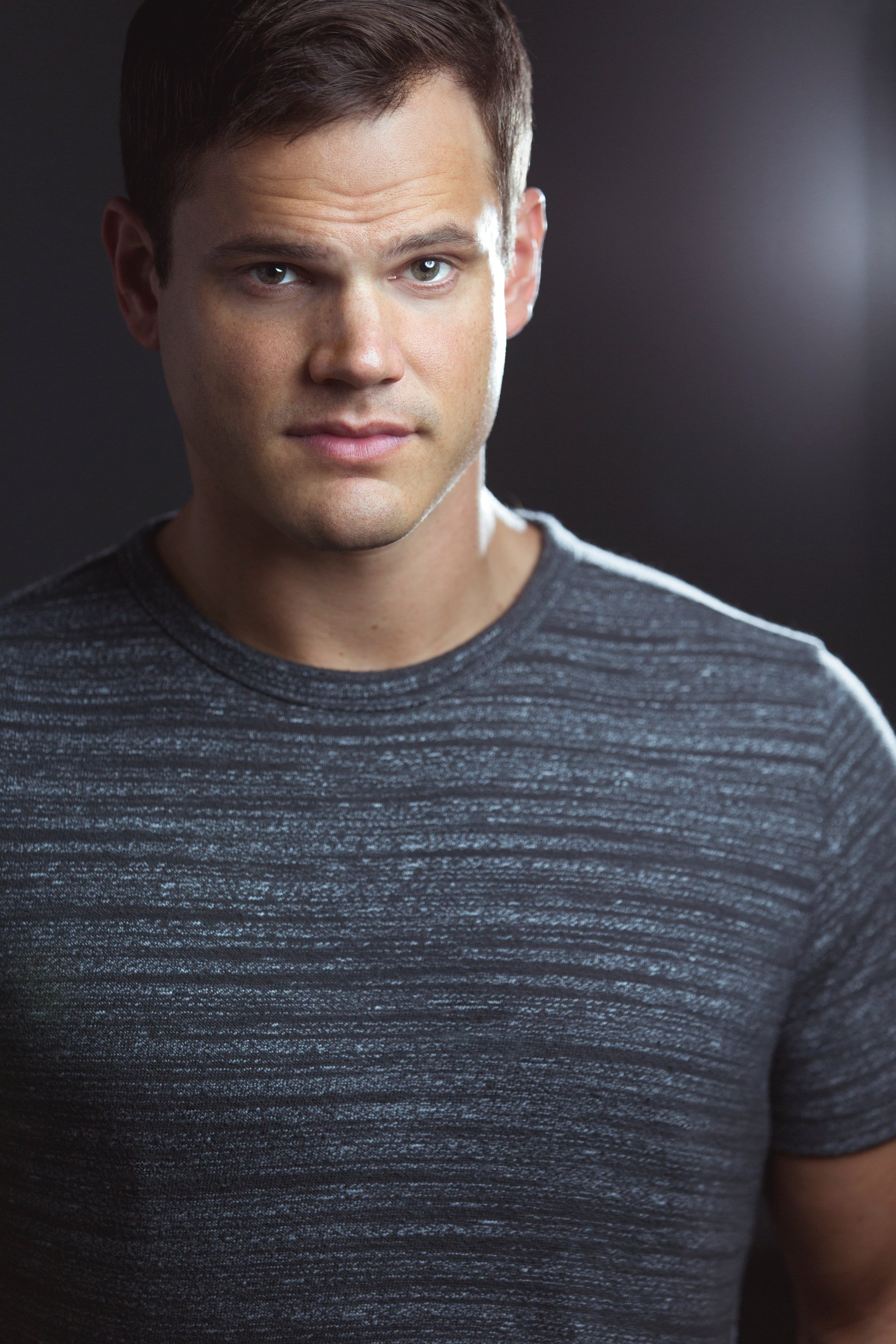 Headshots | Julian Gavilanes