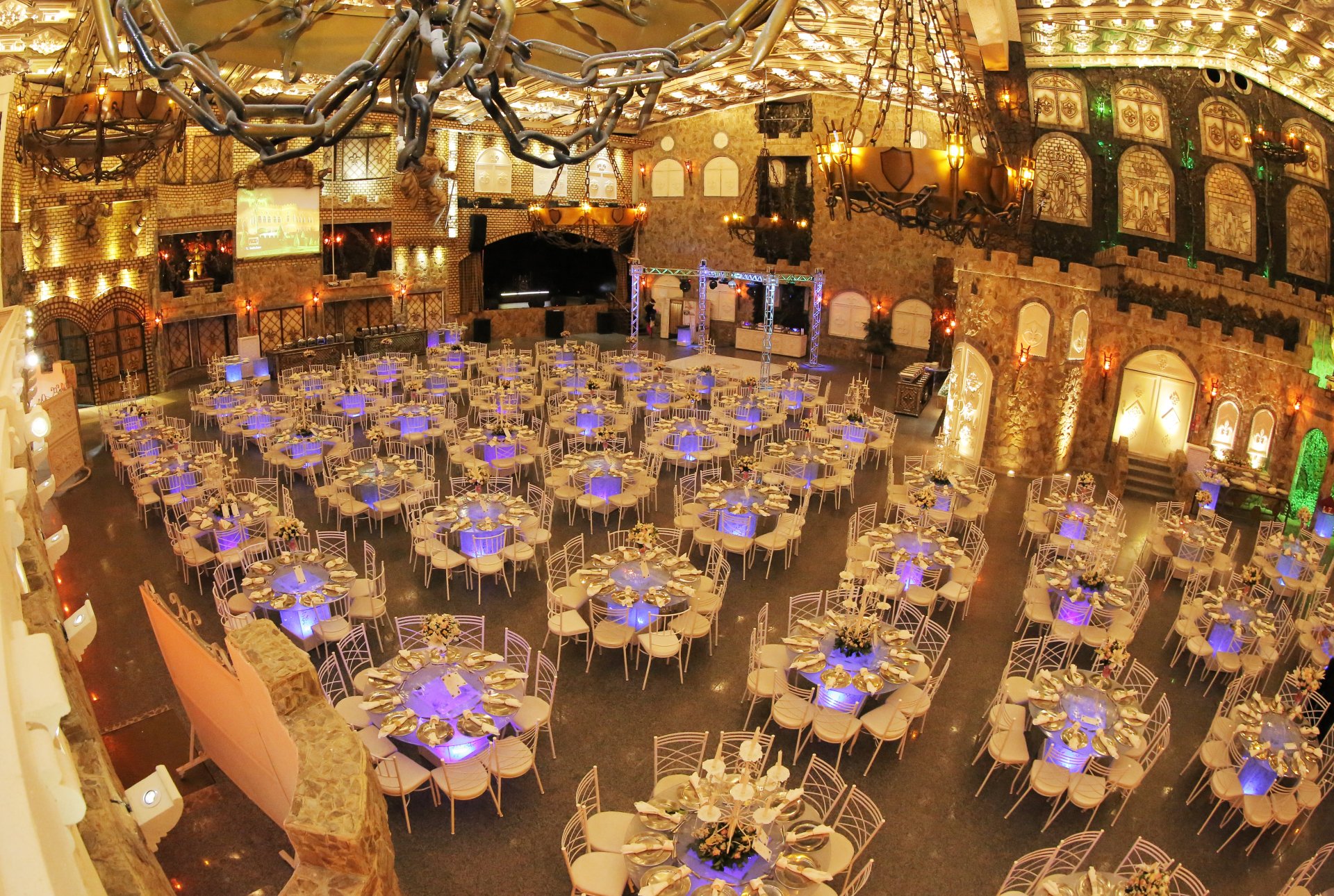 Monte Castelo Eventos - Castelo Avalon