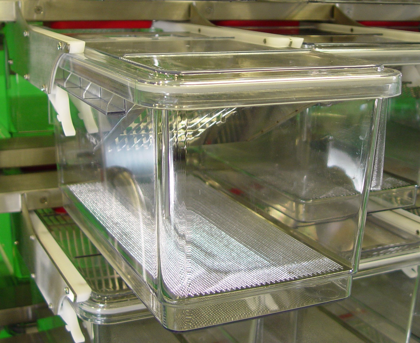 Lenderking Caging Products