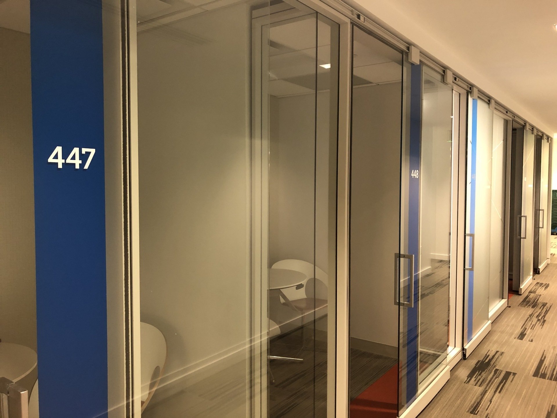 Glass Surfaces/Partition graphics | Dodge Chrome