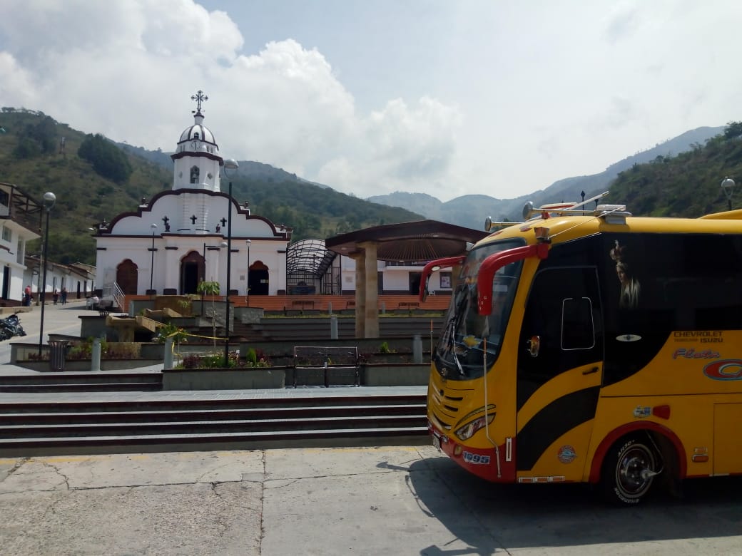 Servicio de transporte en Bucaramanga con Empresa Flota Cachira Ltda.