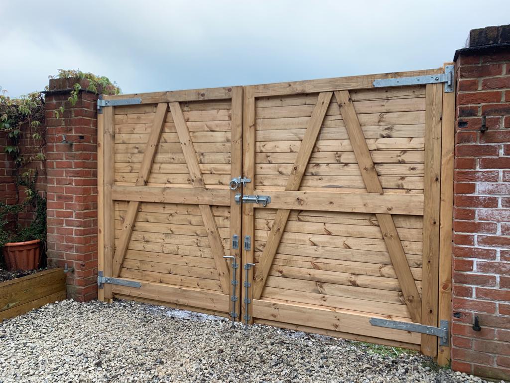 Hardwood gates | Poole | Dorset