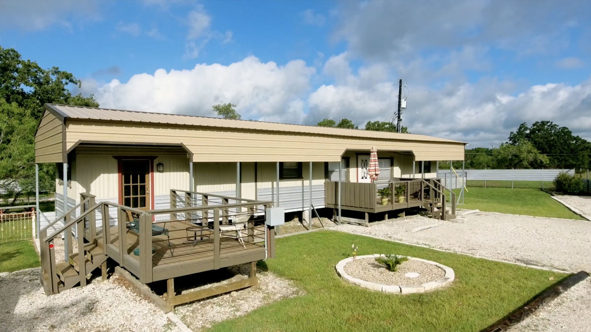 RV Park in Cedar Creek Texas | Majestic TLC RV Park