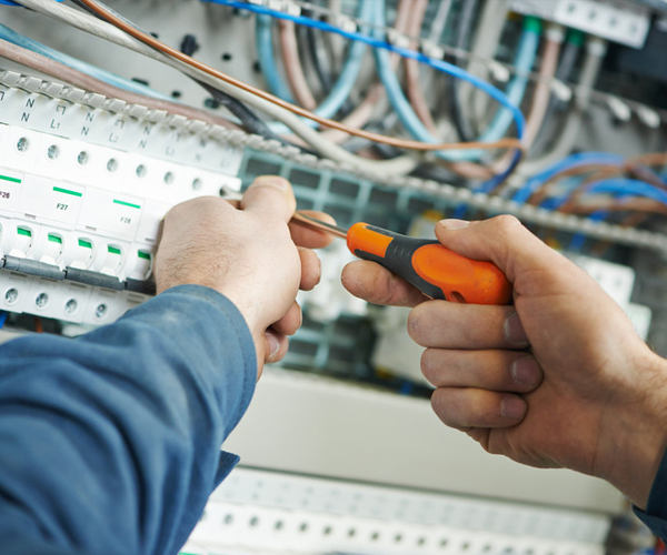 Qualified electrician at Complete Electrical