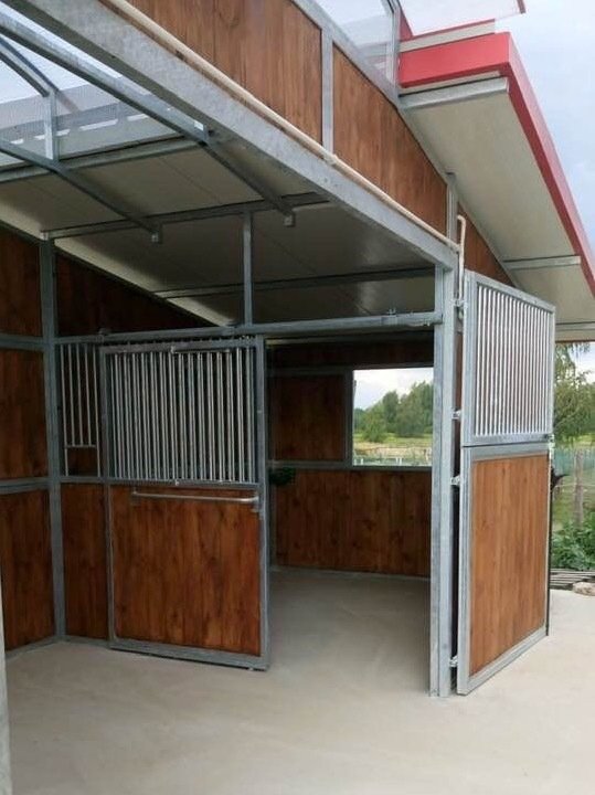 Quality built modular stable barns designed with functionality in mind