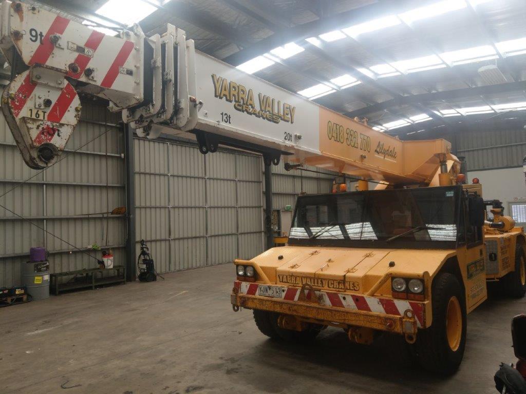 Yarra Valley Crane Trucks | Crane Rental & Hire | Lilydale VIC