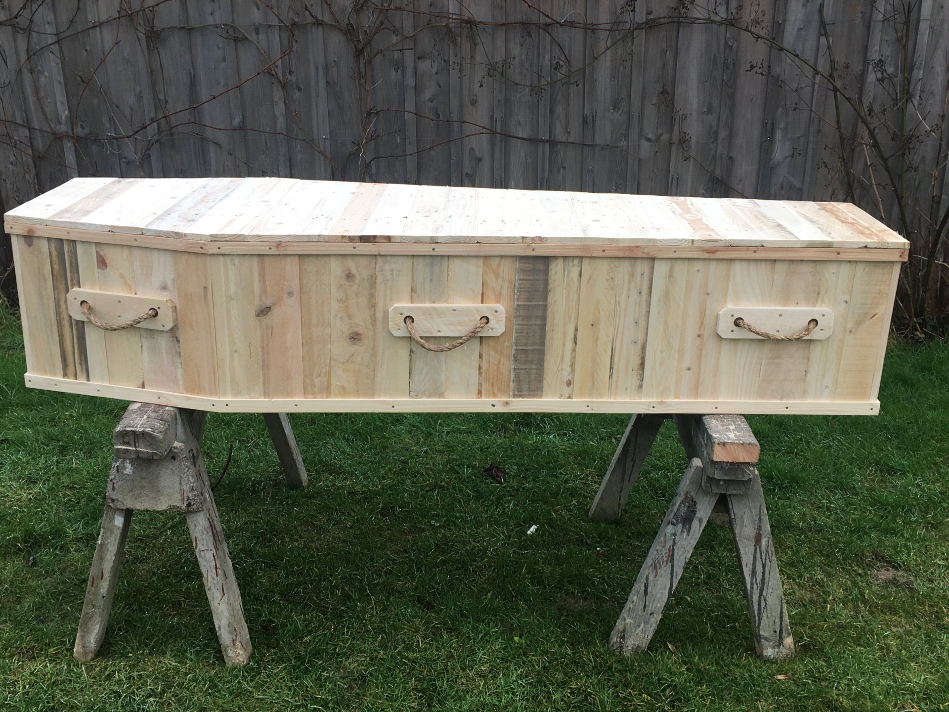 Make ethical eco Ecological Coffins using reclaimed wood